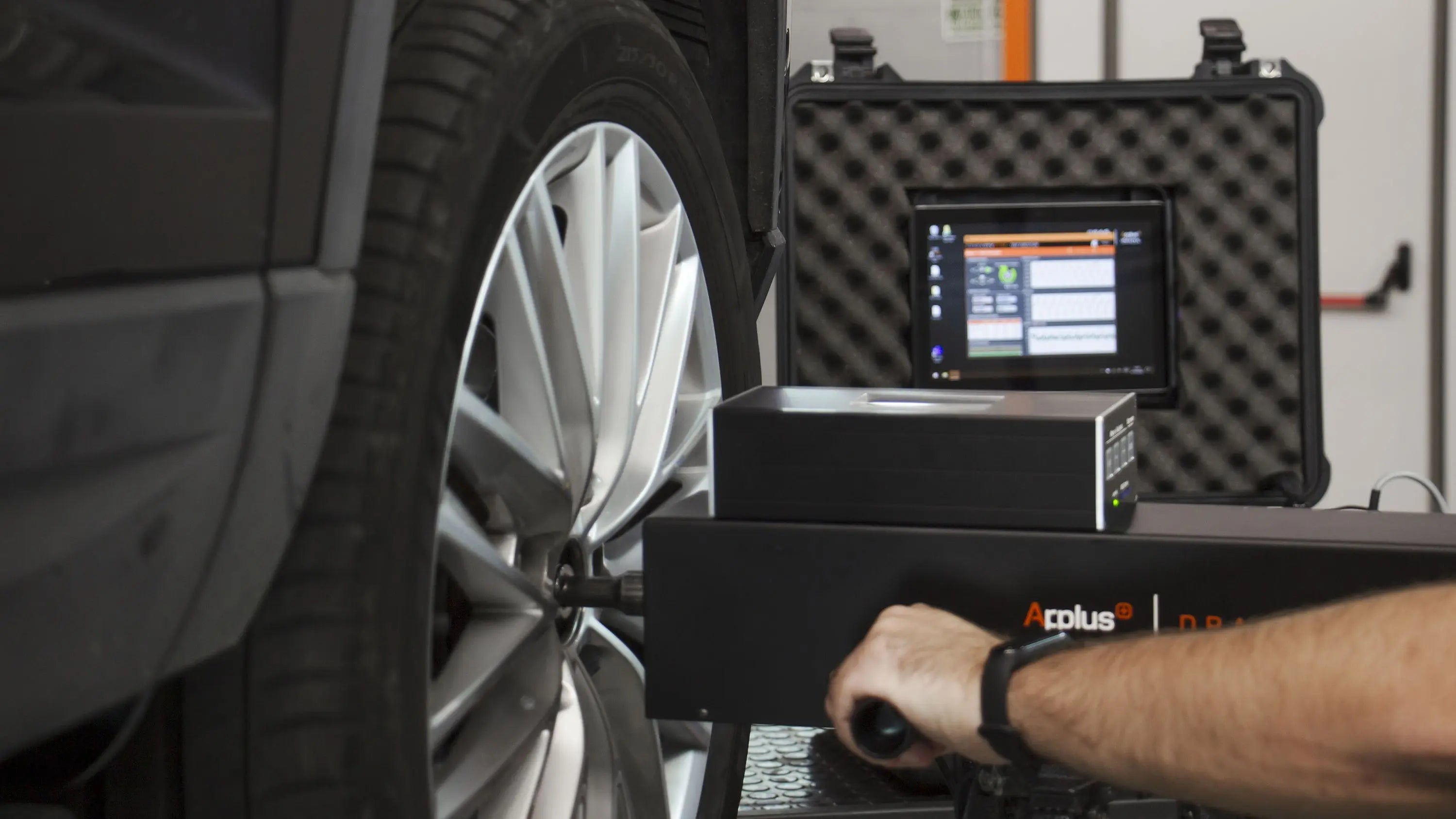 Drag & DTV Portable: Vehicle Brake Measurement Tool | Blog | IDIADA